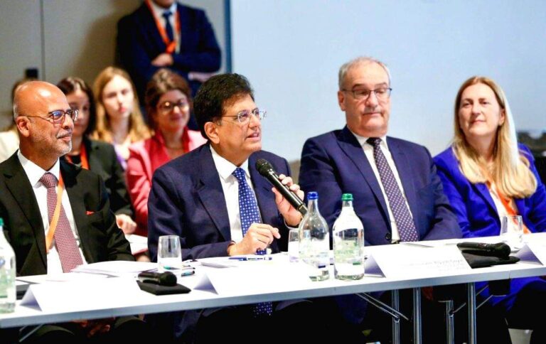 Piyush Goyal Co-Chairs MEM Industry Roundtable in Switzerland; MoU ...